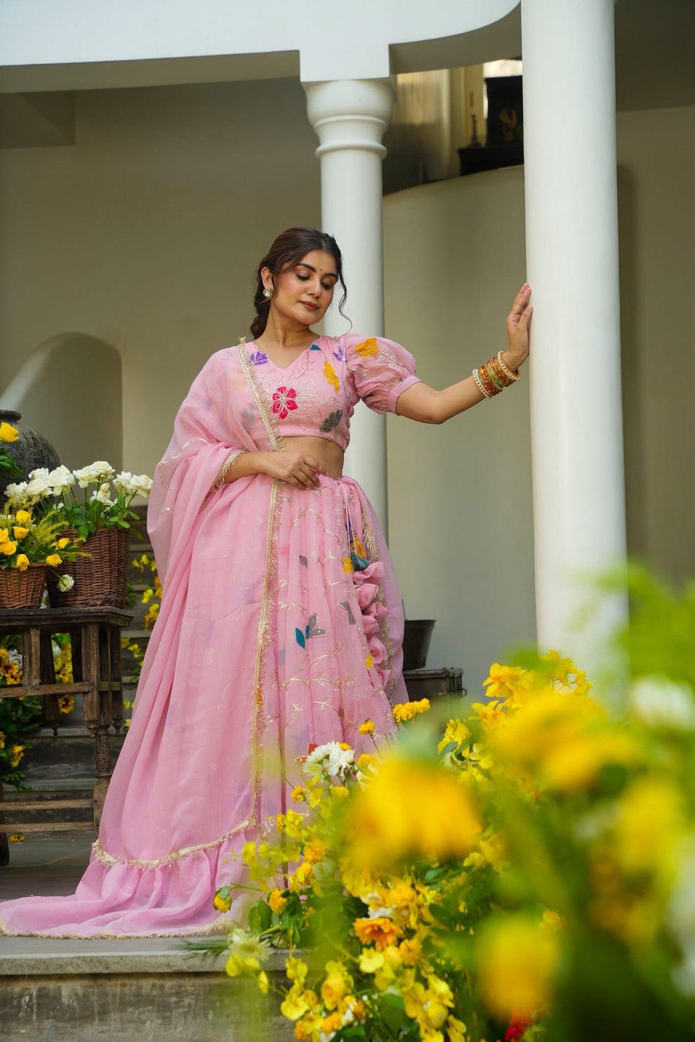 Open media 1 in modal